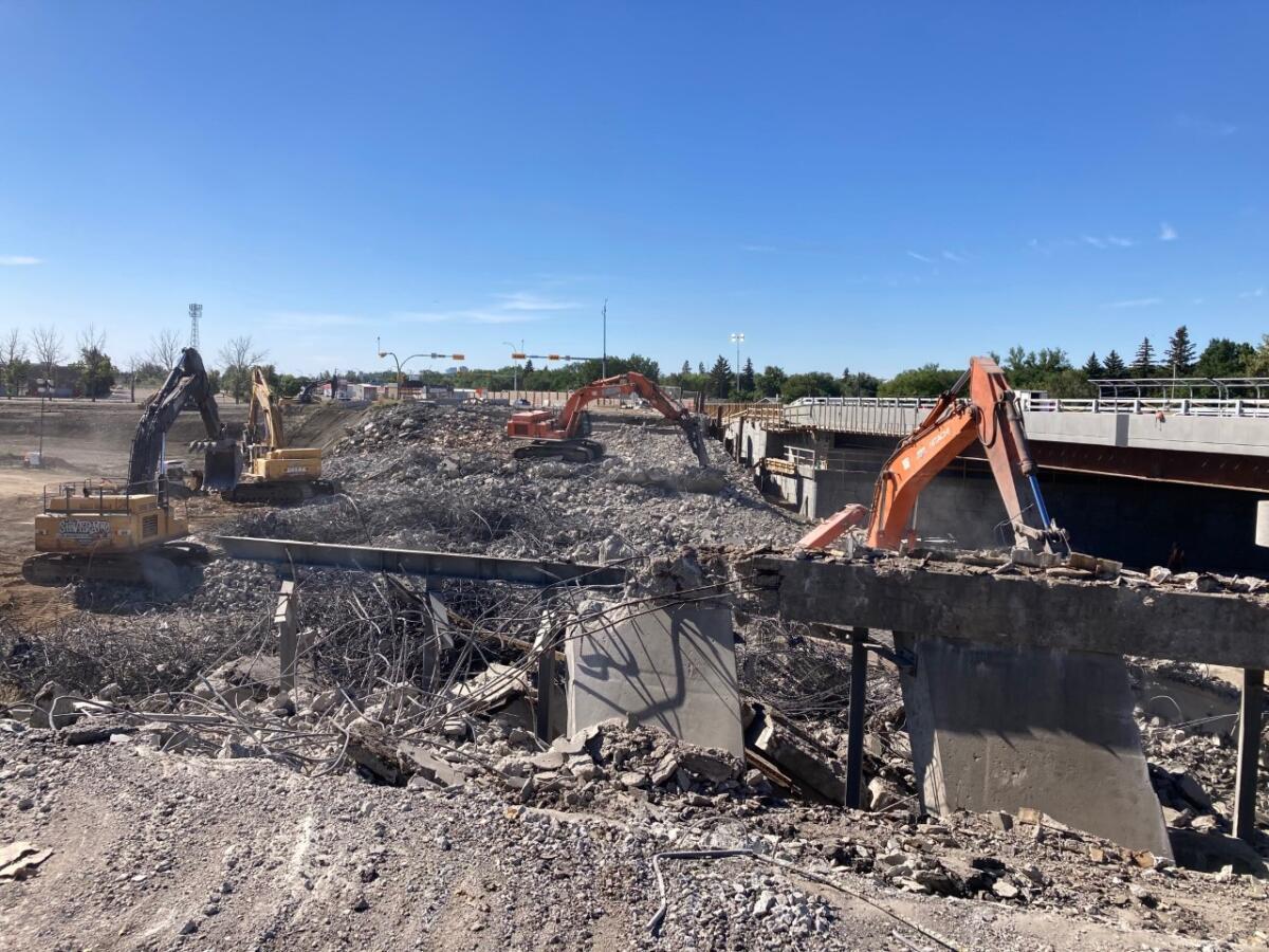 Winnipeg Street Overpass/Ring Road Demolition, Regina, SK | Silverado ...